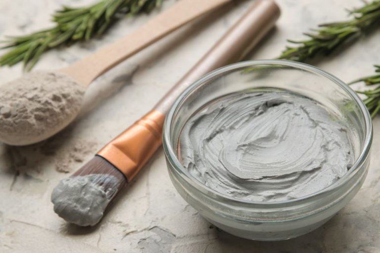 9 Incredible Mud Therapy Benefits, Types And Do-It-Yourself